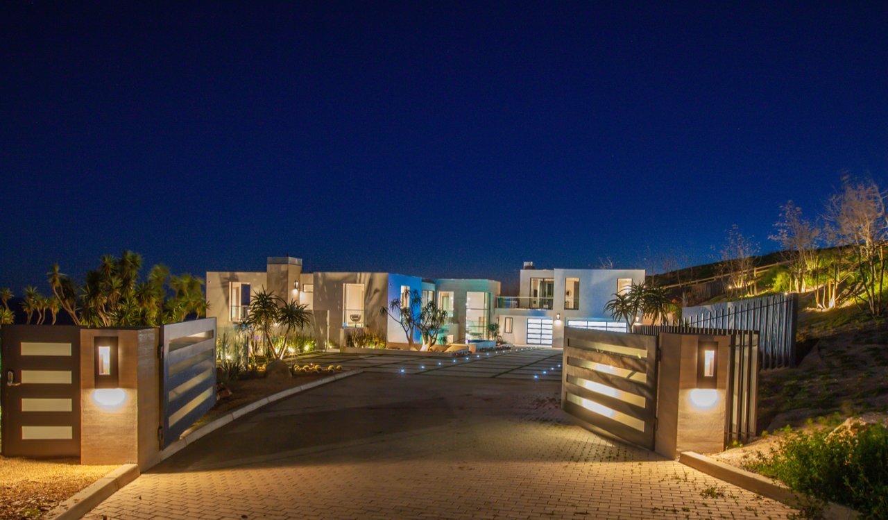 Photo 6 of 7 in Villa Splendido by Miguel Covarrubias - Dwell