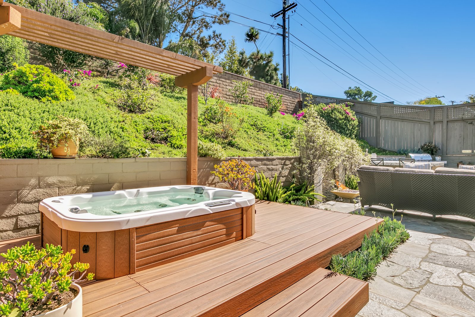 Photo 3 of 8 in 1653 Tabletop Way by Miguel Covarrubias - Dwell