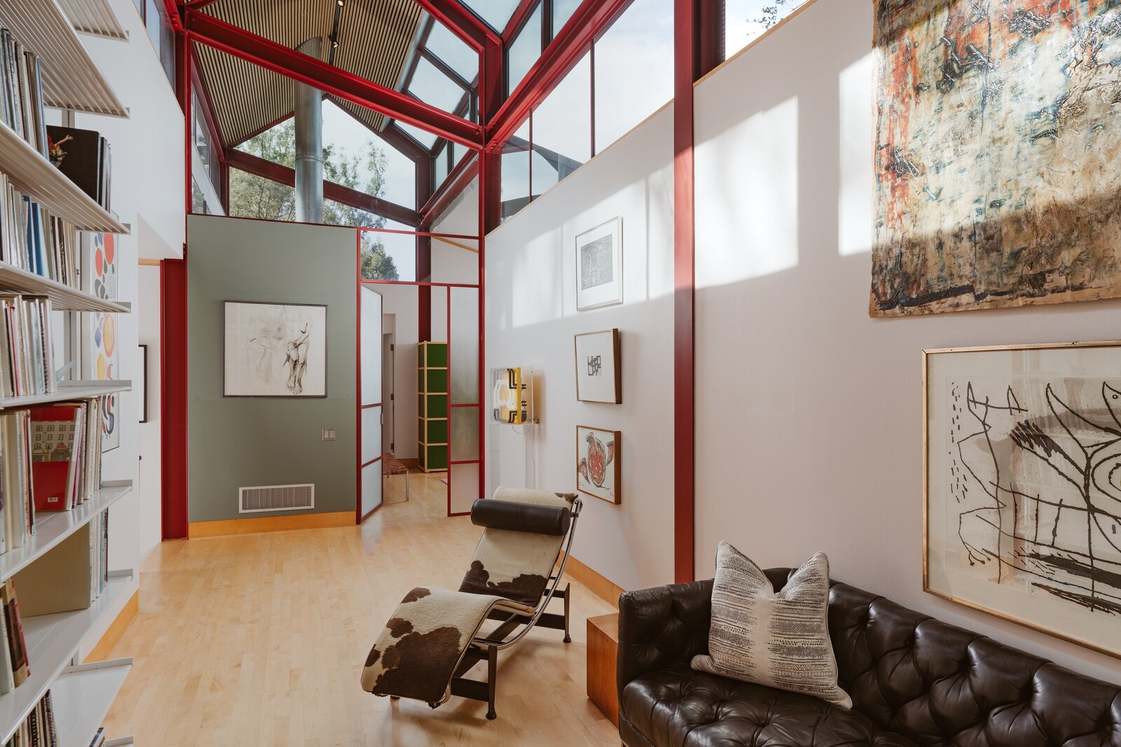 Photo 13 of 19 in Modernist Masterpiece by Rex Lotery by Susan Hartzler ...