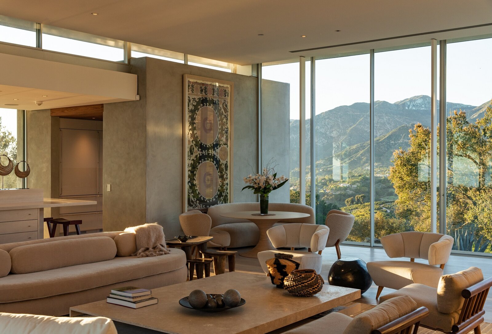 Photo 7 of 28 in A Masterpiece of 21st Century Modern Architecture by ...