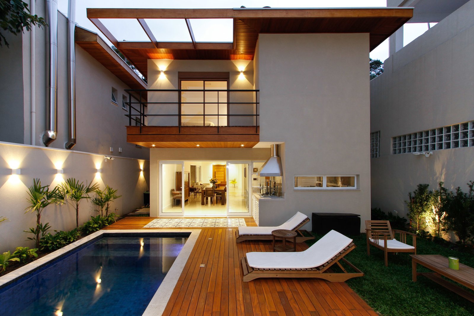 Photo 1 of 20 in Casa Jardim - Backyard Residence by Otoni Arquitetura ...