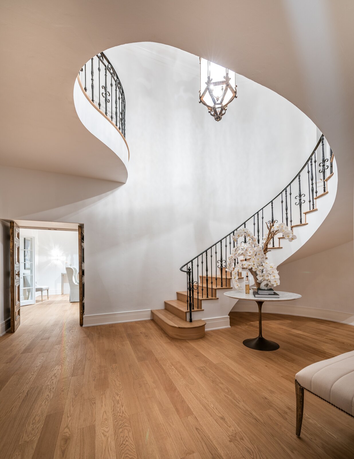 Photo 4 of 8 in Palm Beach Residential Escape by Havwoods International ...