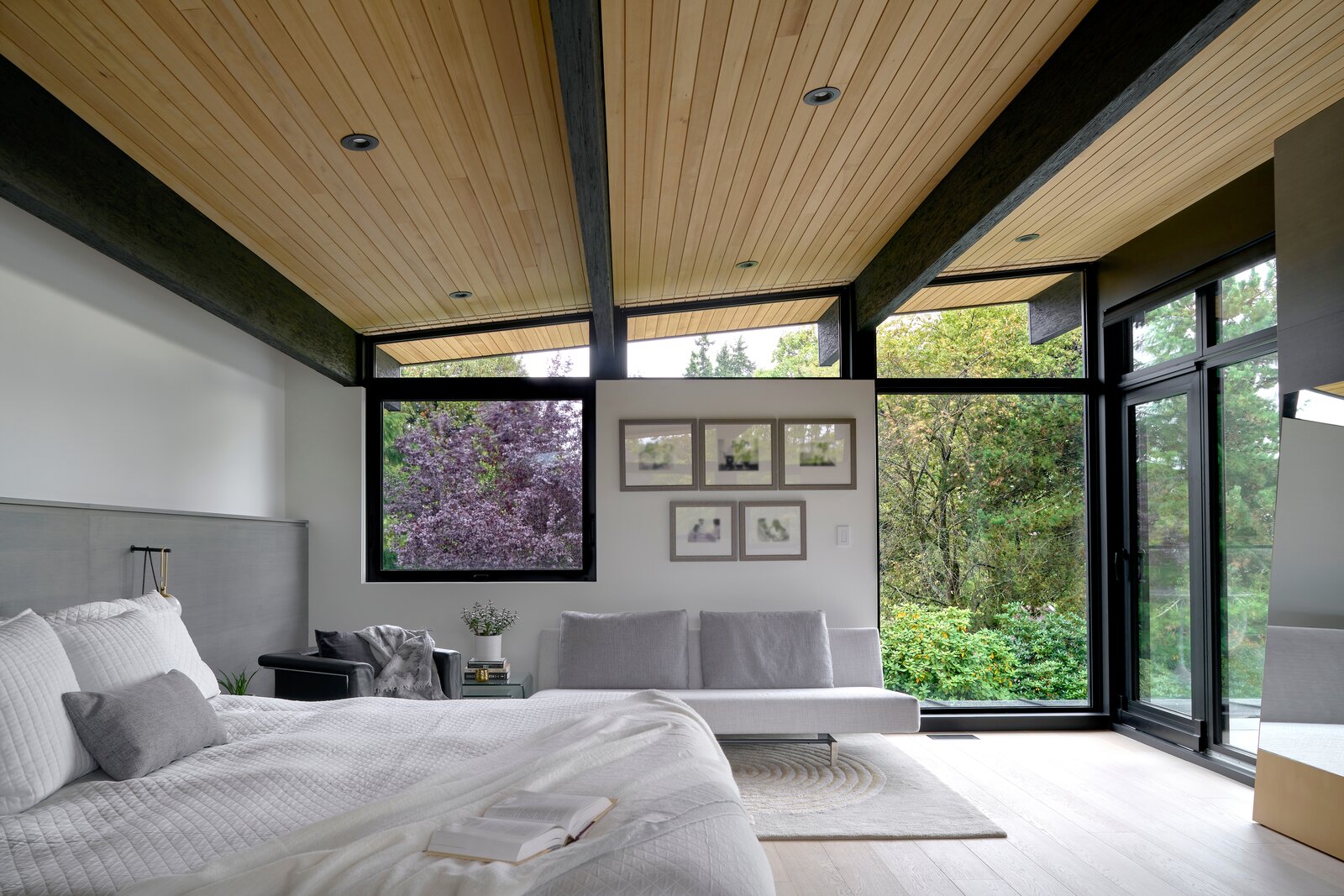 Photo 1 of 50 in West Side Clerestory by ONE SEED Architecture ...