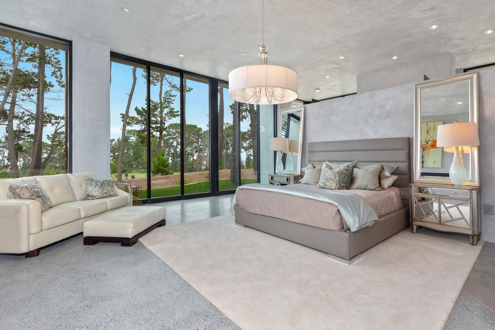Photo 10 of 13 in Contemporary Pebble Beach Masterpiece by Dream Home ...