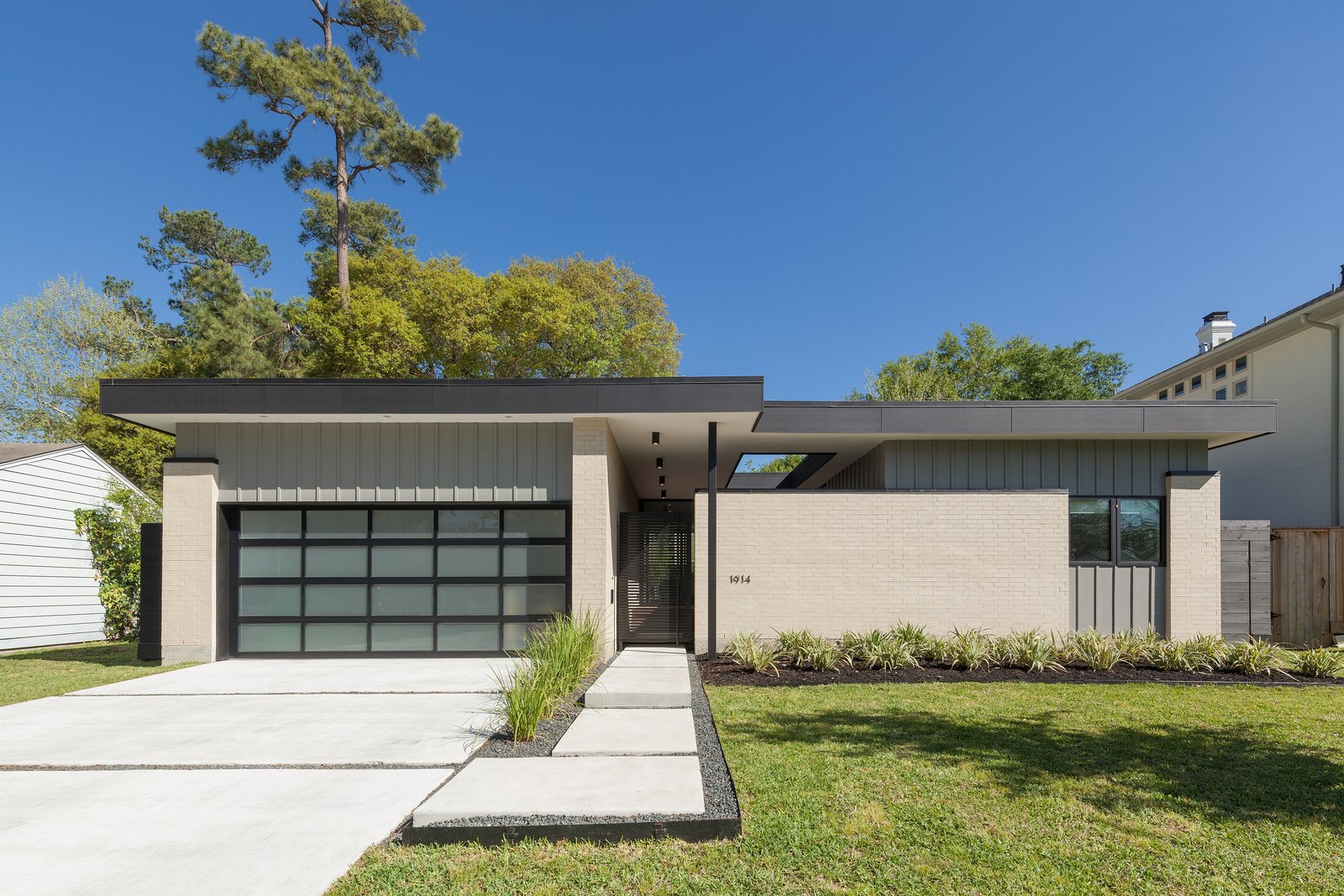 Photo 1 of 14 in This Architect’s Houston Home Promotes Play With a ...