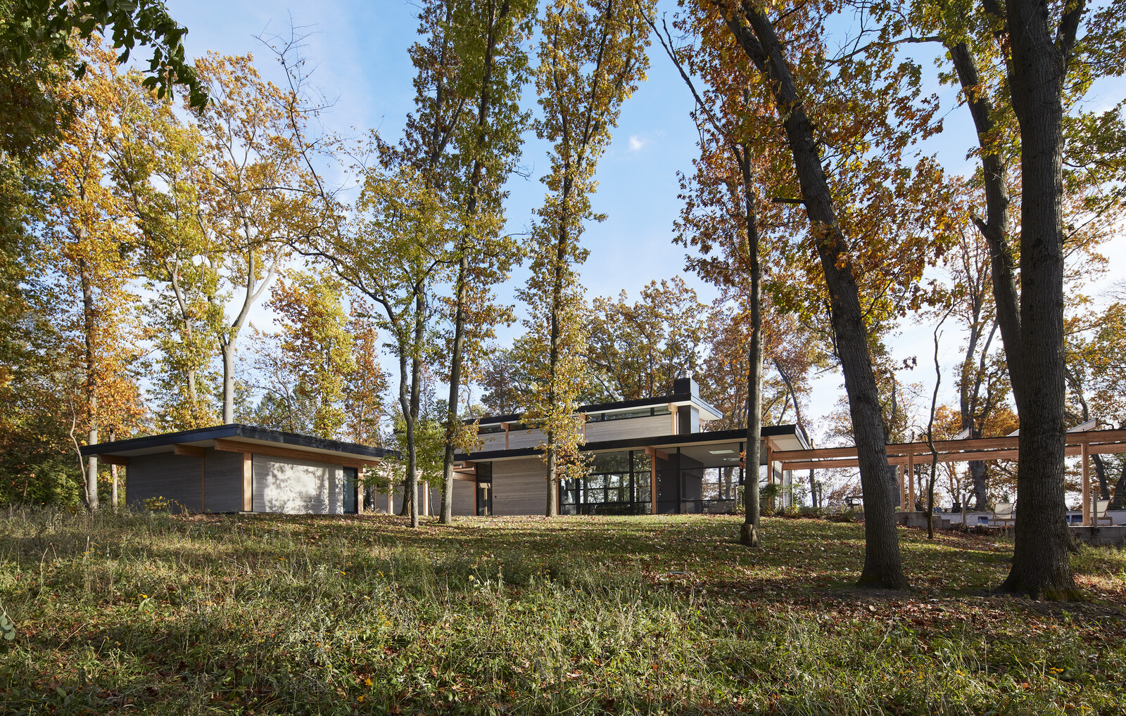 Photo 3 of 20 in Galien River Retreat by Wheeler Kearns Architects - Dwell