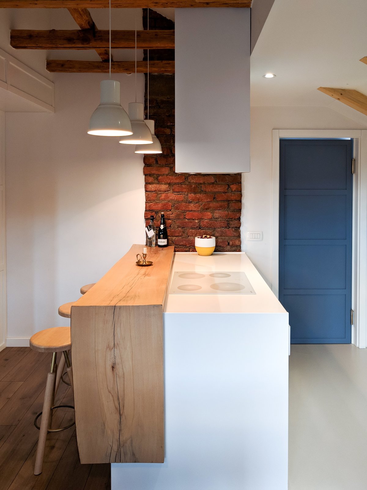 Photo 12 of 22 in An Unloved Loft Is Brought Back to Life for a ...