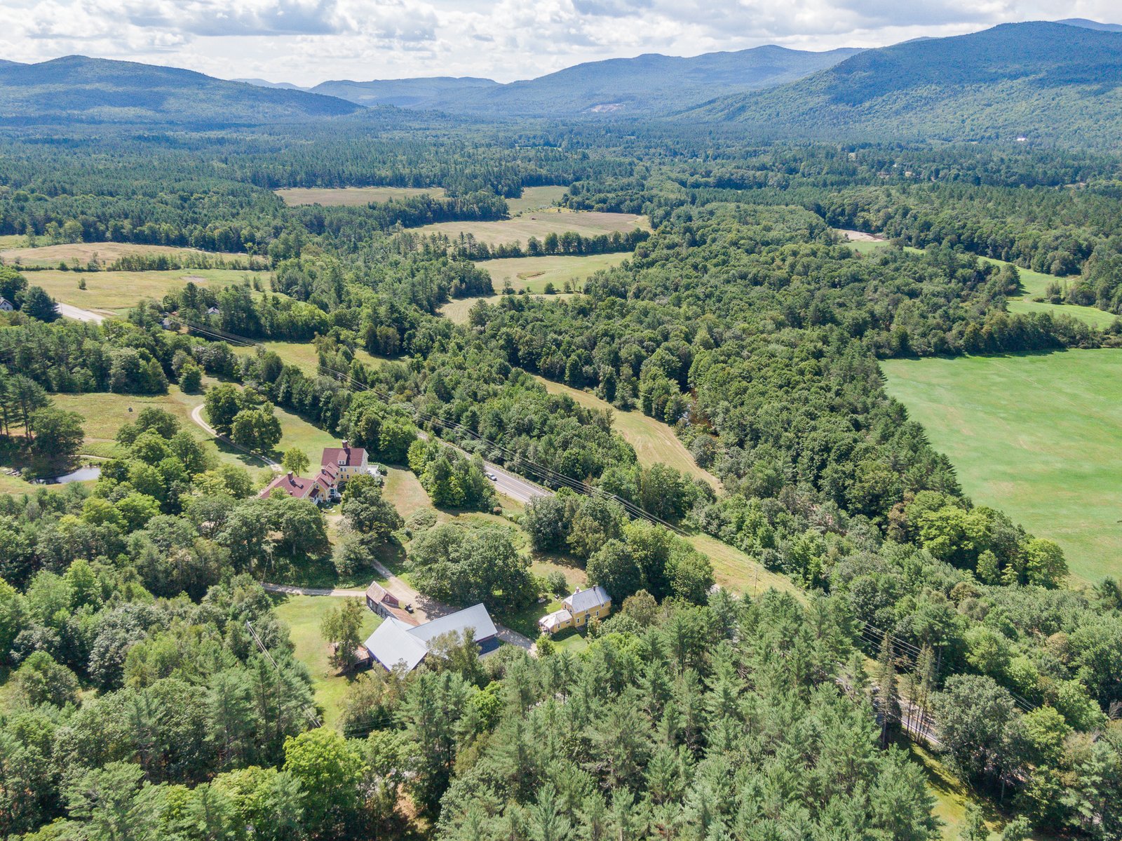 Photo 8 of 23 in Merrill House by Debra LaPorte - Dwell