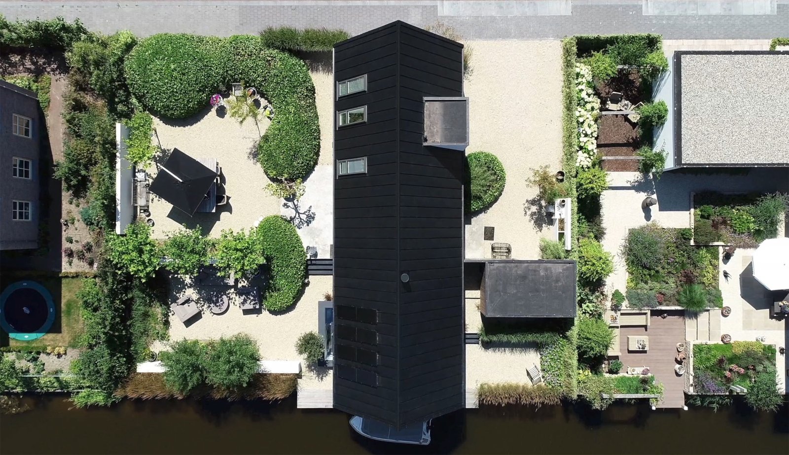 Photo 4 of 30 in The Longhouse by Gijs Kaper - Dwell