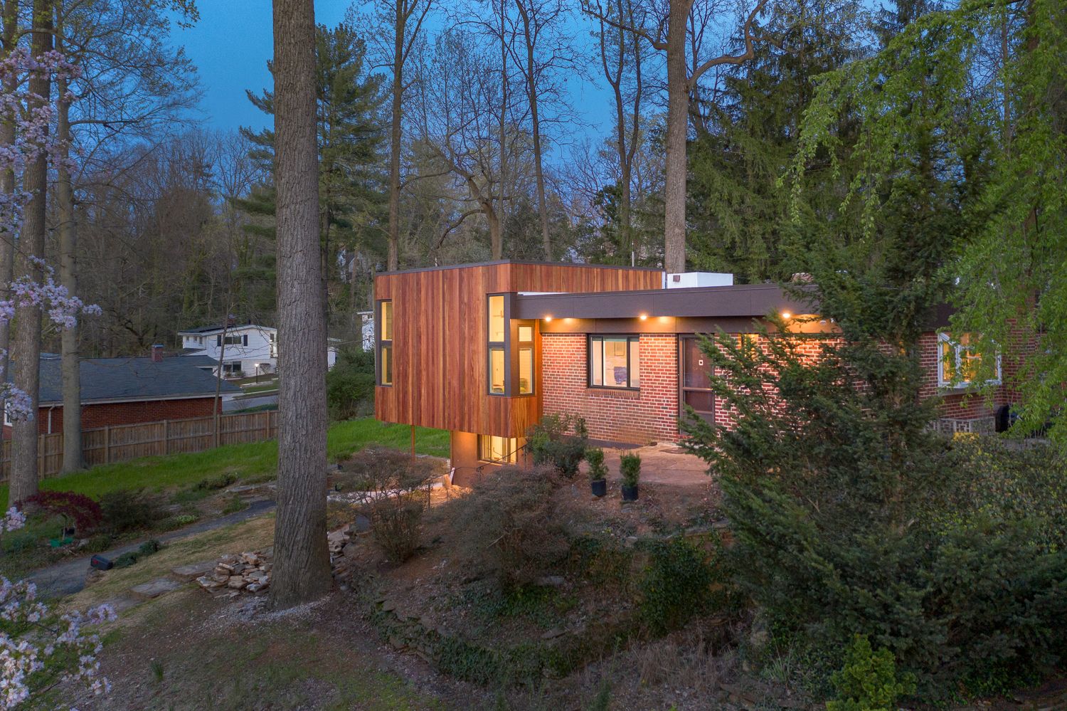 Photo 3 of 8 in Rockwood Addition by Guerilla Construction - Dwell