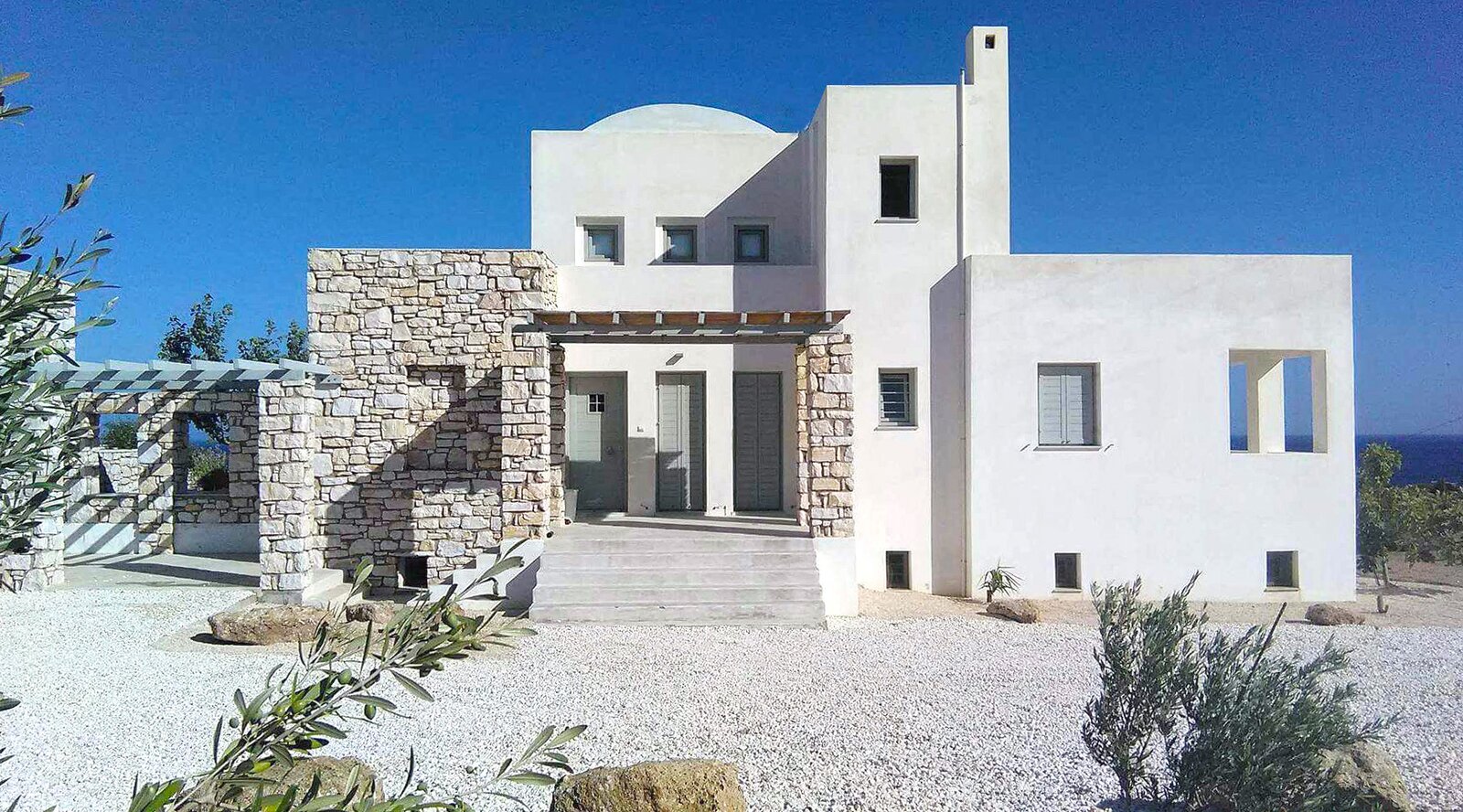 Photo 15 of 24 in Villa Mella Paros, A Vacation House by ss.mm design ...