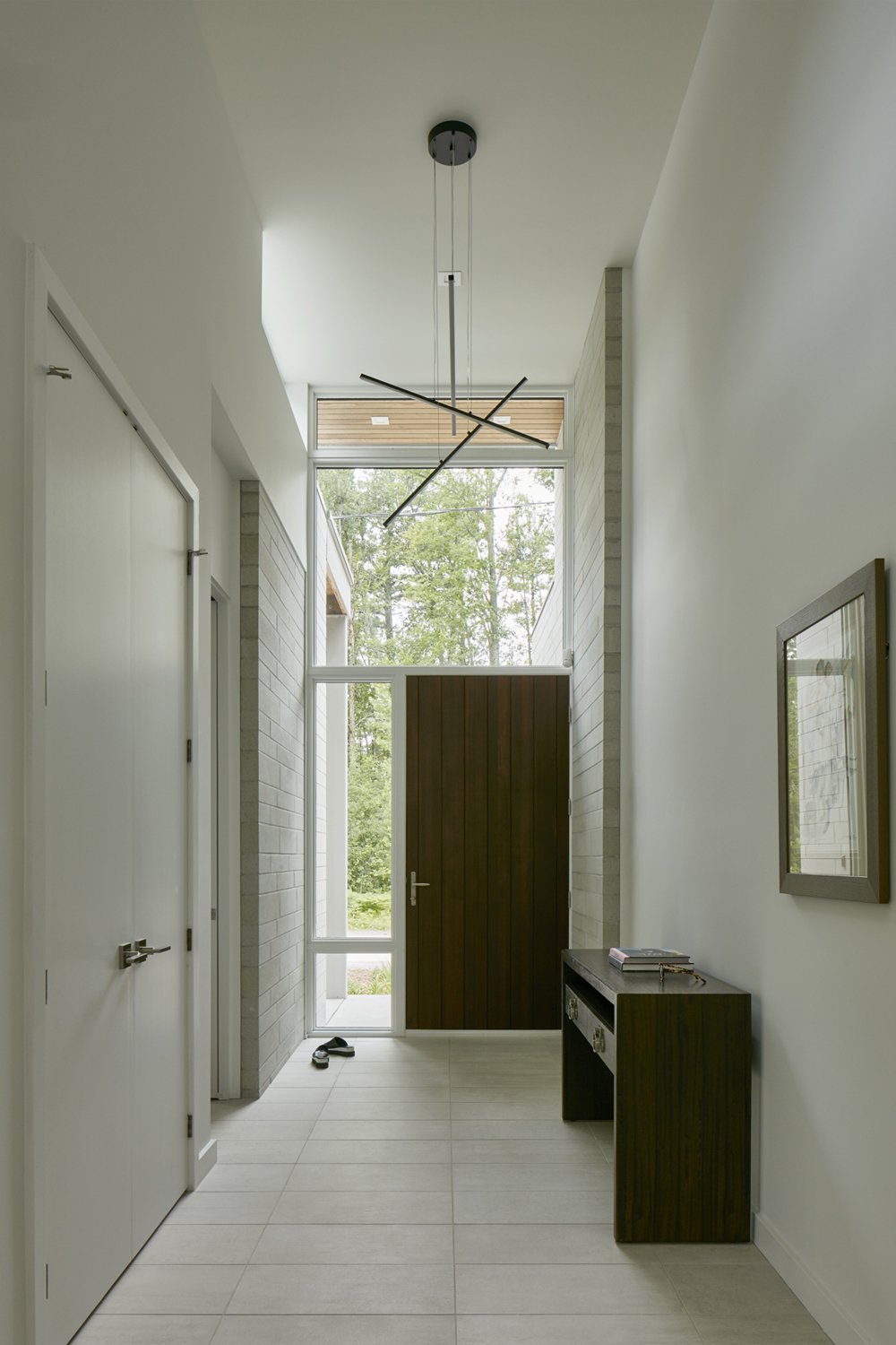 Photo 3 of 5 in Top 5 Homes of the Week With Inventive Hallway Design ...