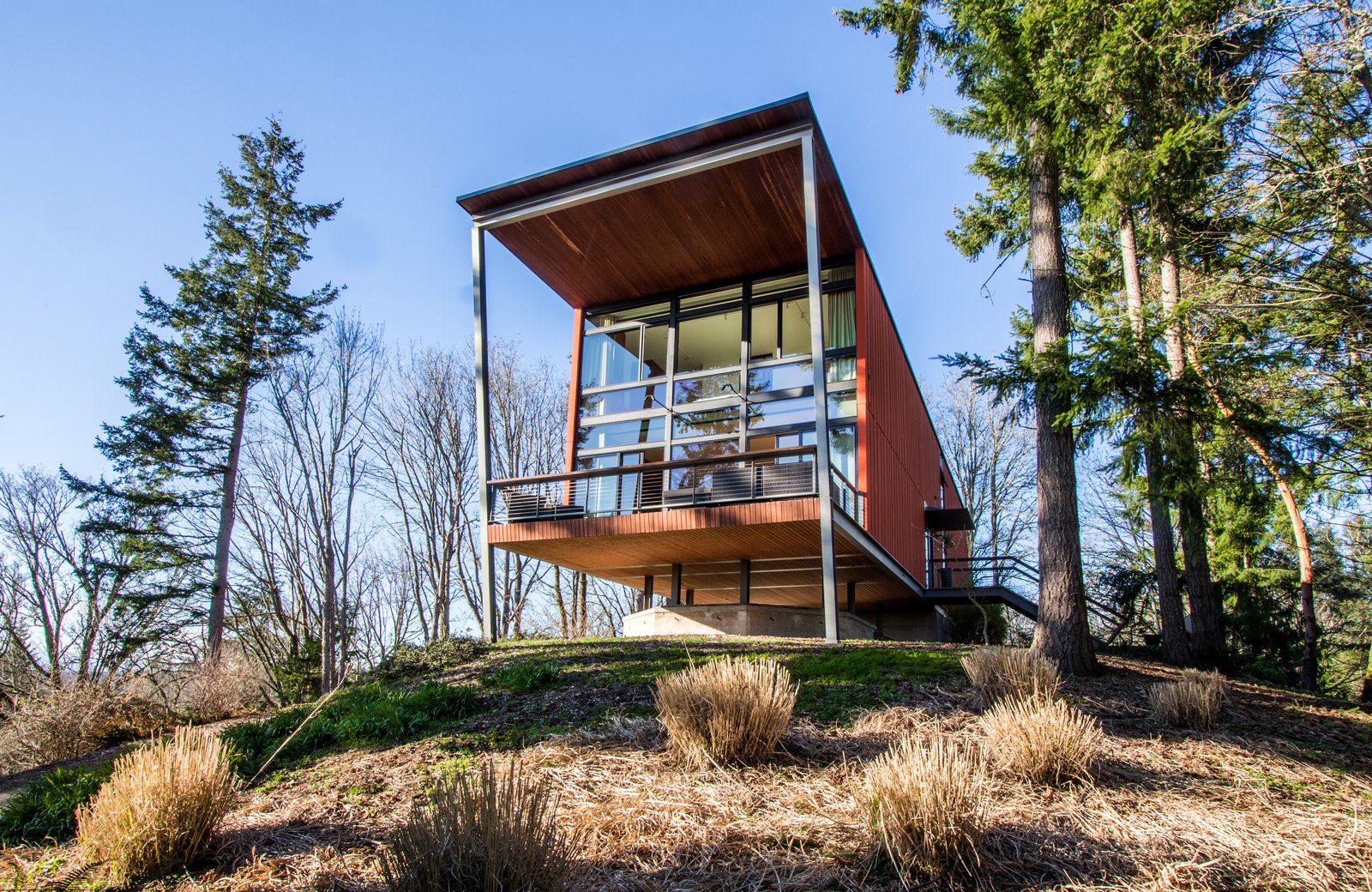 Fort Ward Bunker House by Eggleston Farkas Architects - Dwell