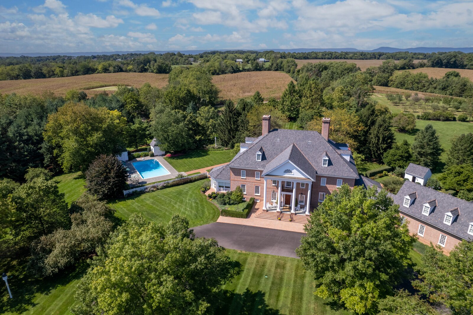 Photo 1 of 36 in Hidden Springs Farms by Julie Pedersen - Dwell