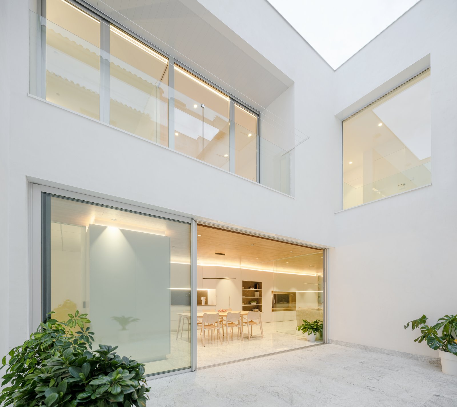 Photo 12 of 24 in Home for Ana and Pau by Pablo Muñoz Payá Arquitectos ...