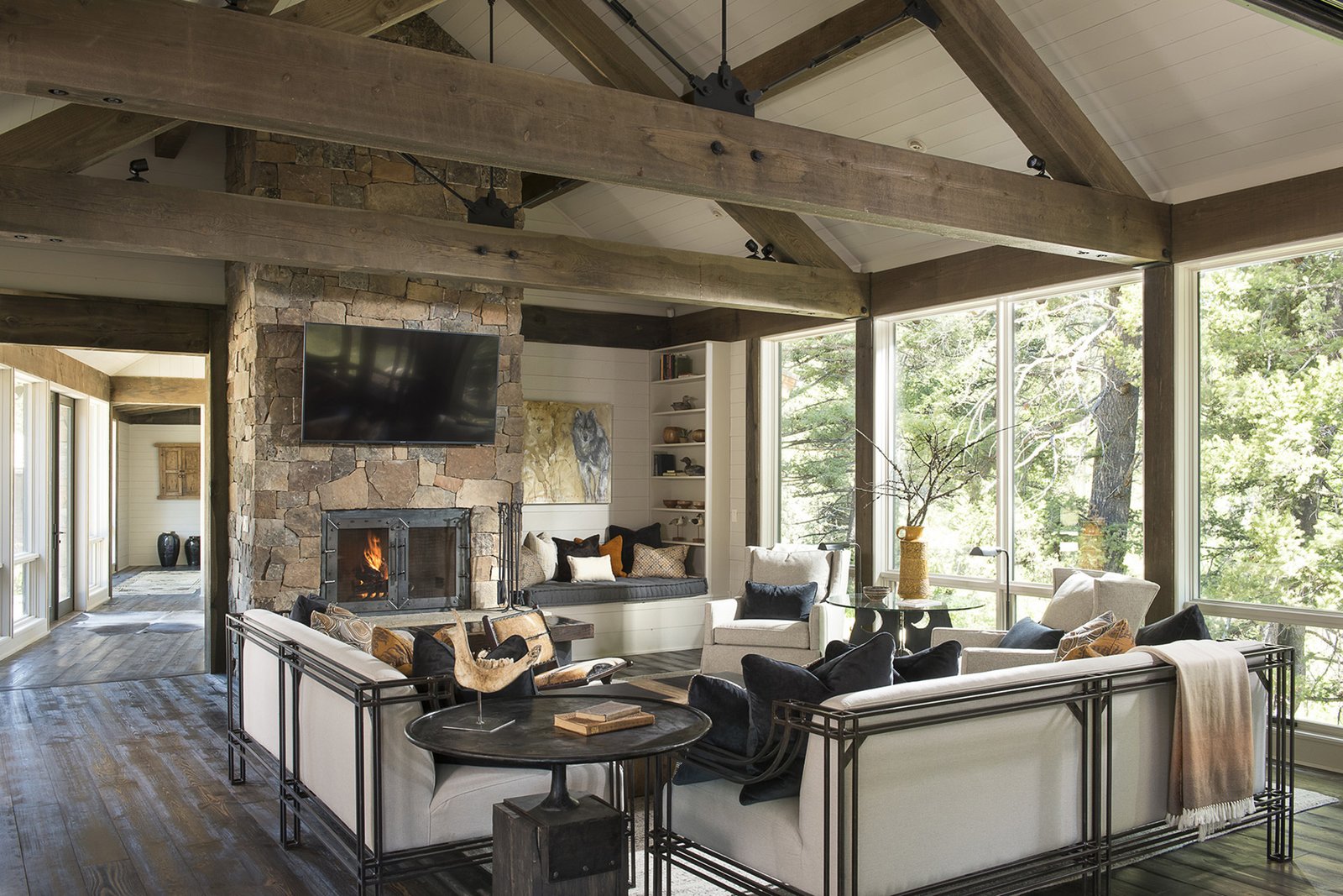 Photo 10 of 11 in Outside/Inside House by Cushing Terrell - Dwell