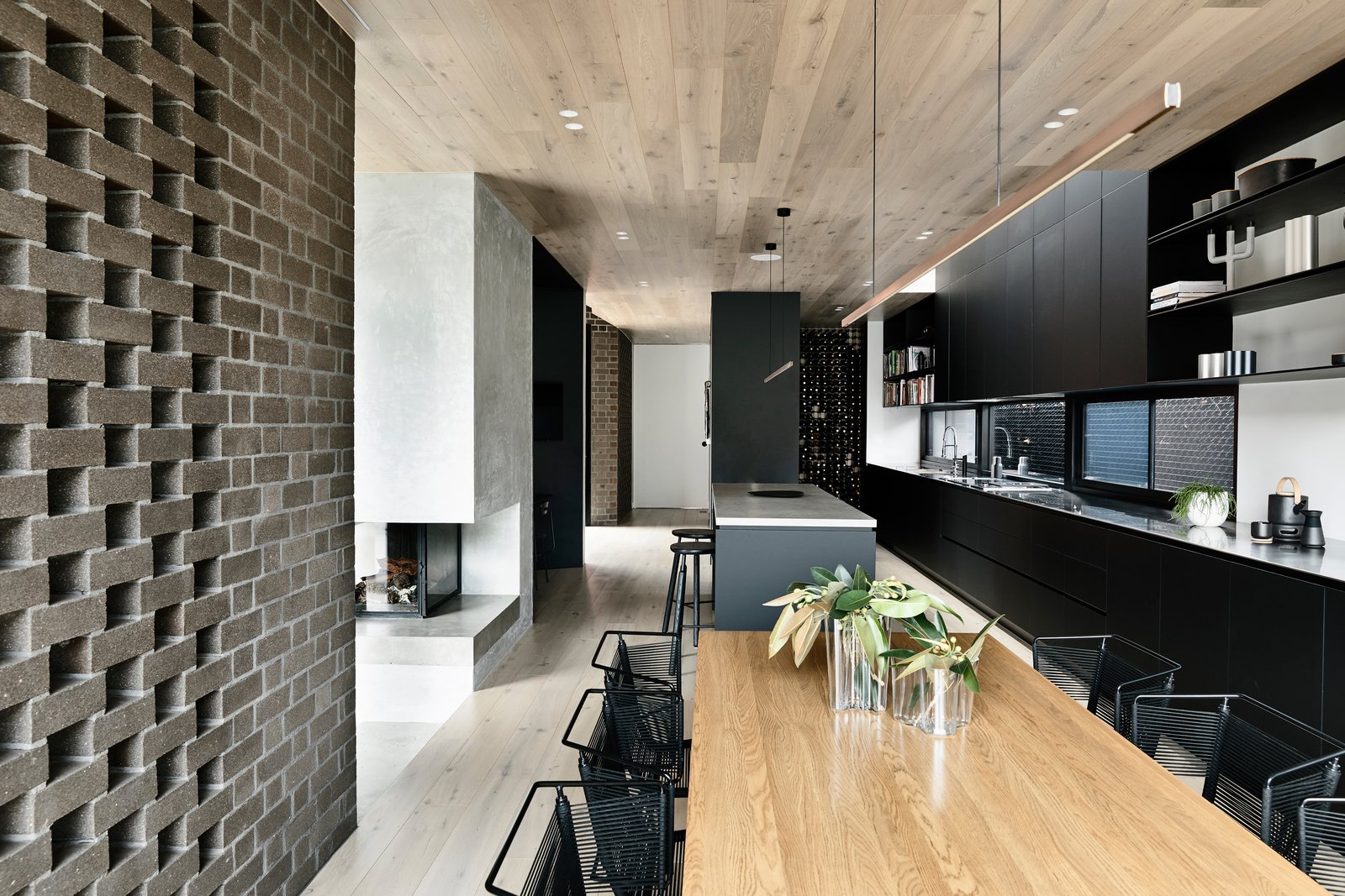 Photo 7 of 7 in A Heritage Home Outside Melbourne Gets a Dramatic ...