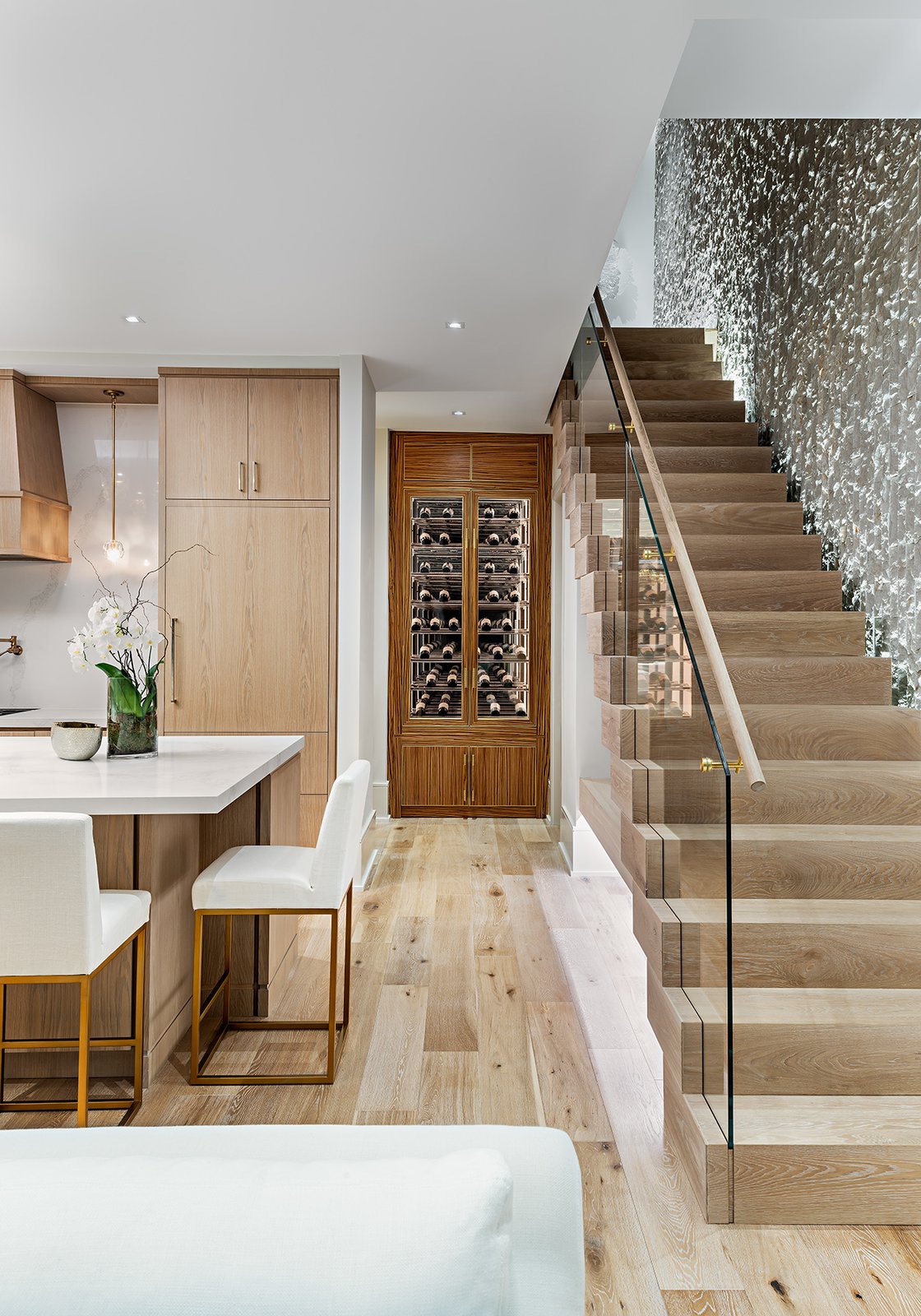 Photo 2 of 10 in Modern Lake House by Avida Mohseni - Dwell