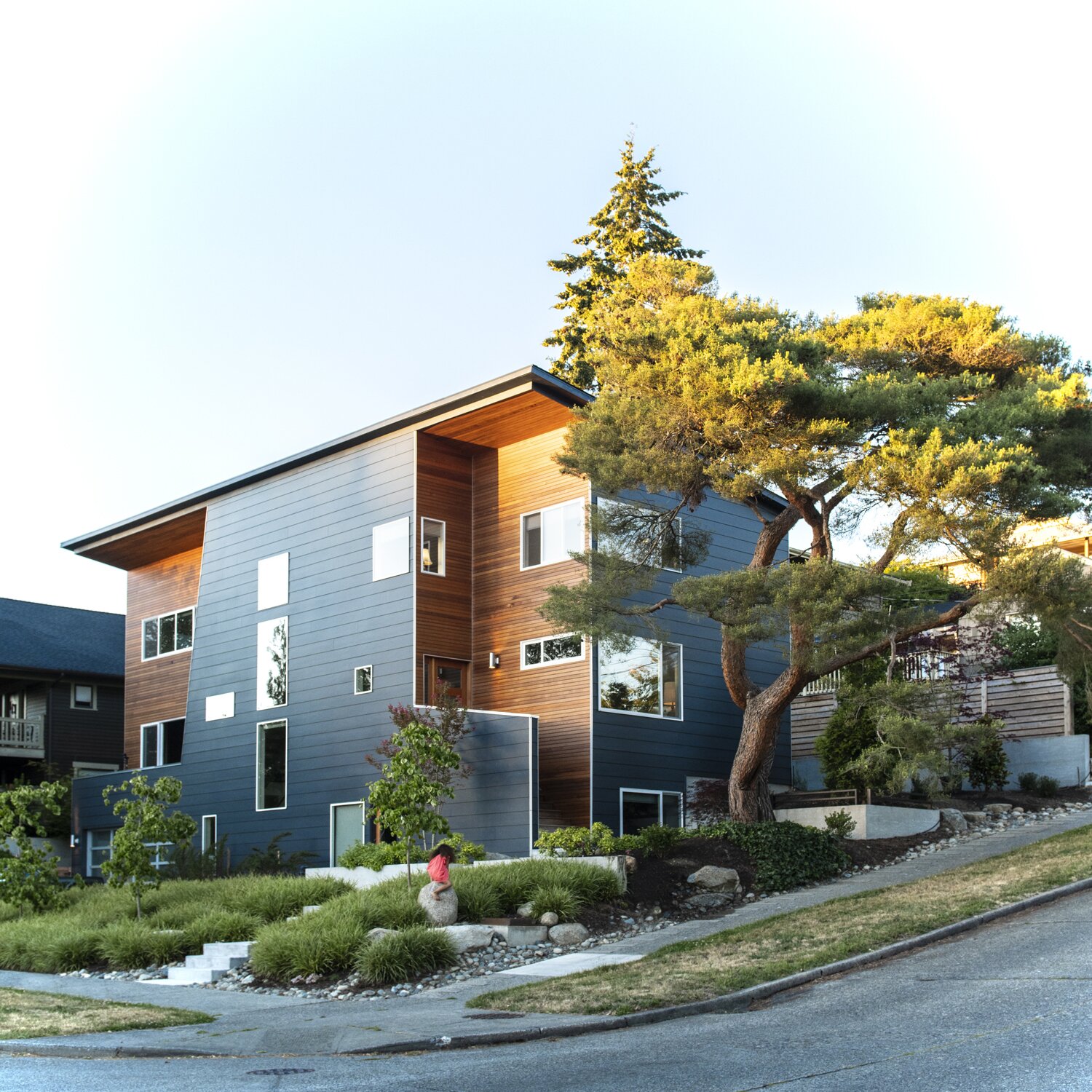 Photo 3 of 18 in West Seattle Junction House by Paul Michael Davis ...