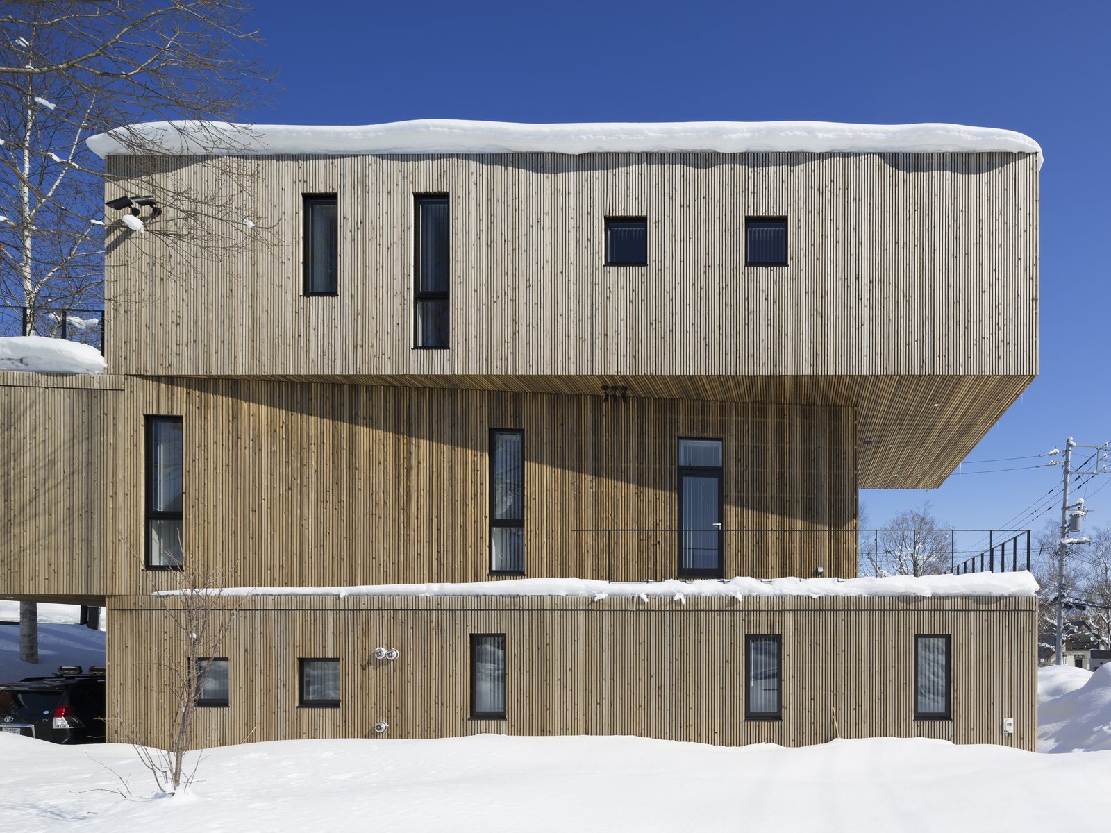 Photo 2 of 8 in Strata House by Tomoyuki Sudo - Dwell