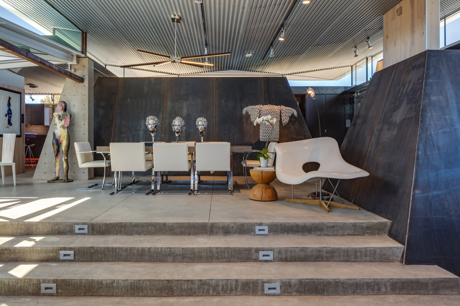 Photo 5 of 15 in The Geller House by Robert Geller - Dwell