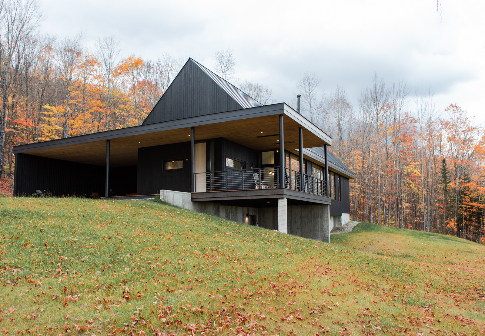 Photo 3 of 11 in Gable and Plane by Nakamoto Forestry - Dwell
