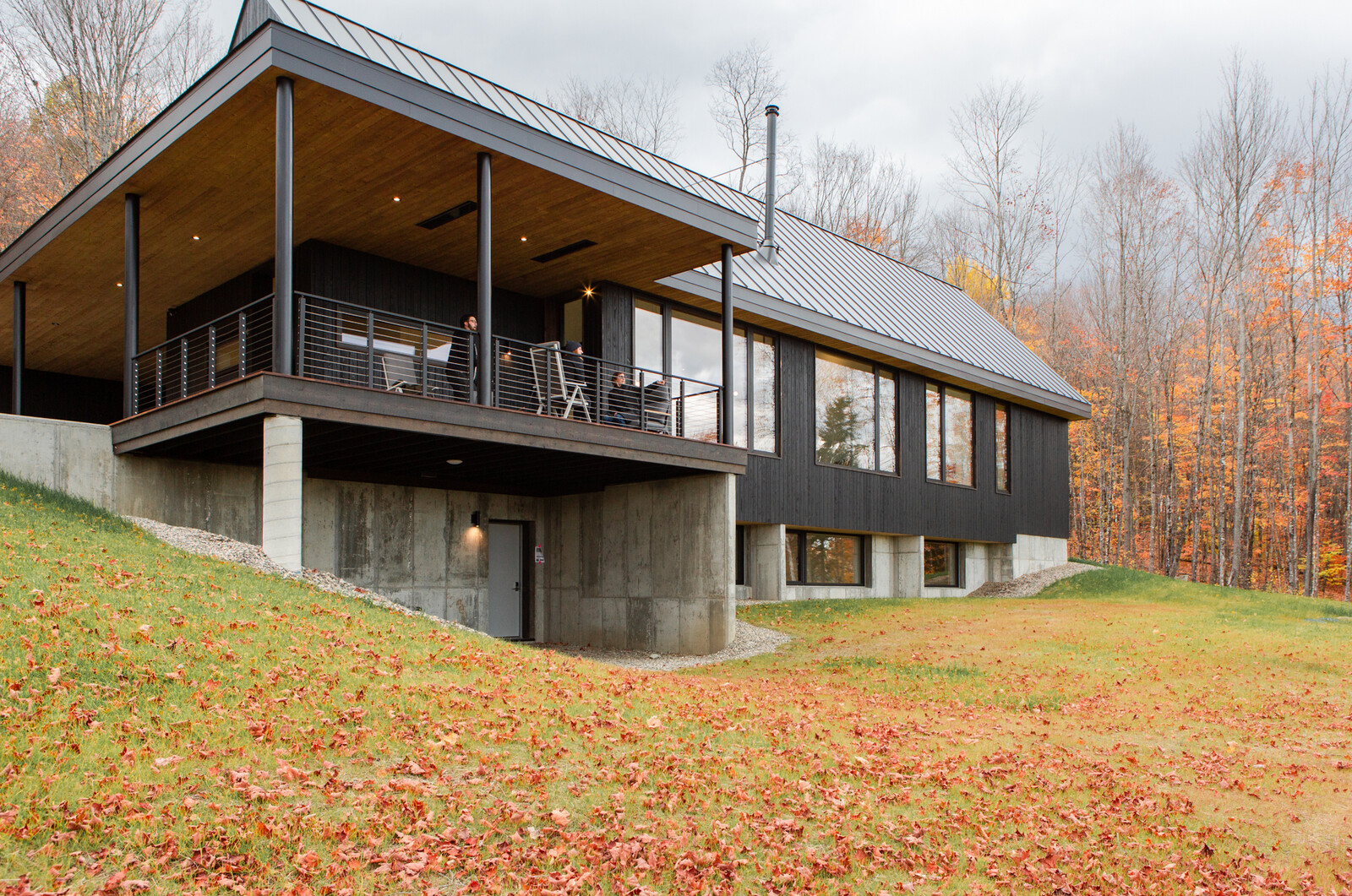 Photo 4 of 11 in Gable and Plane by Nakamoto Forestry - Dwell