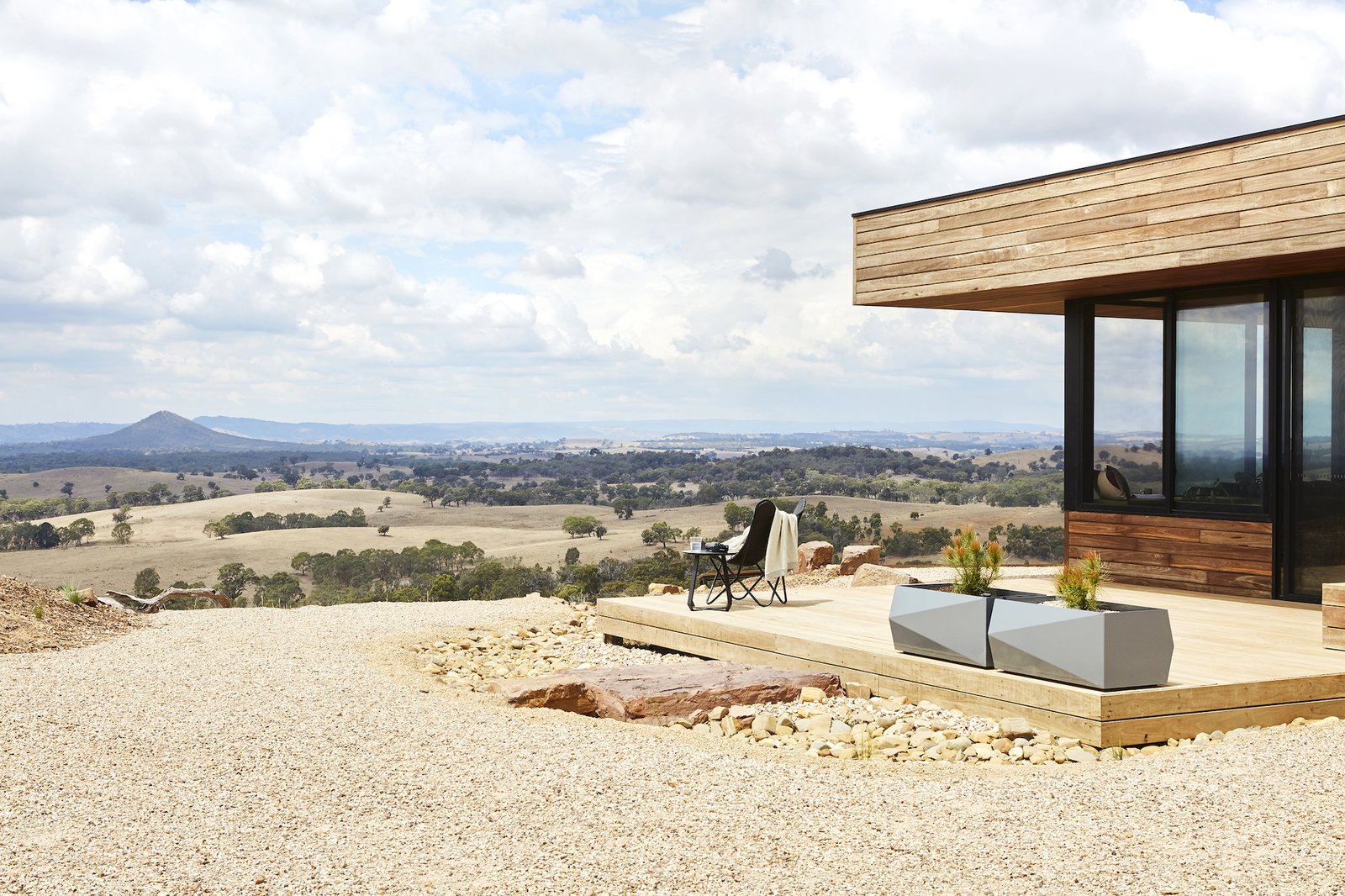 Photo 5 of 15 in This Off-Grid House in Australia Is Designed to ...