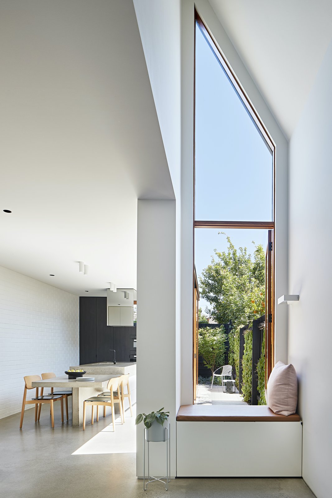 Photo 2 of 14 in An Emerging Architect Turns a Victorian Terrace House ...