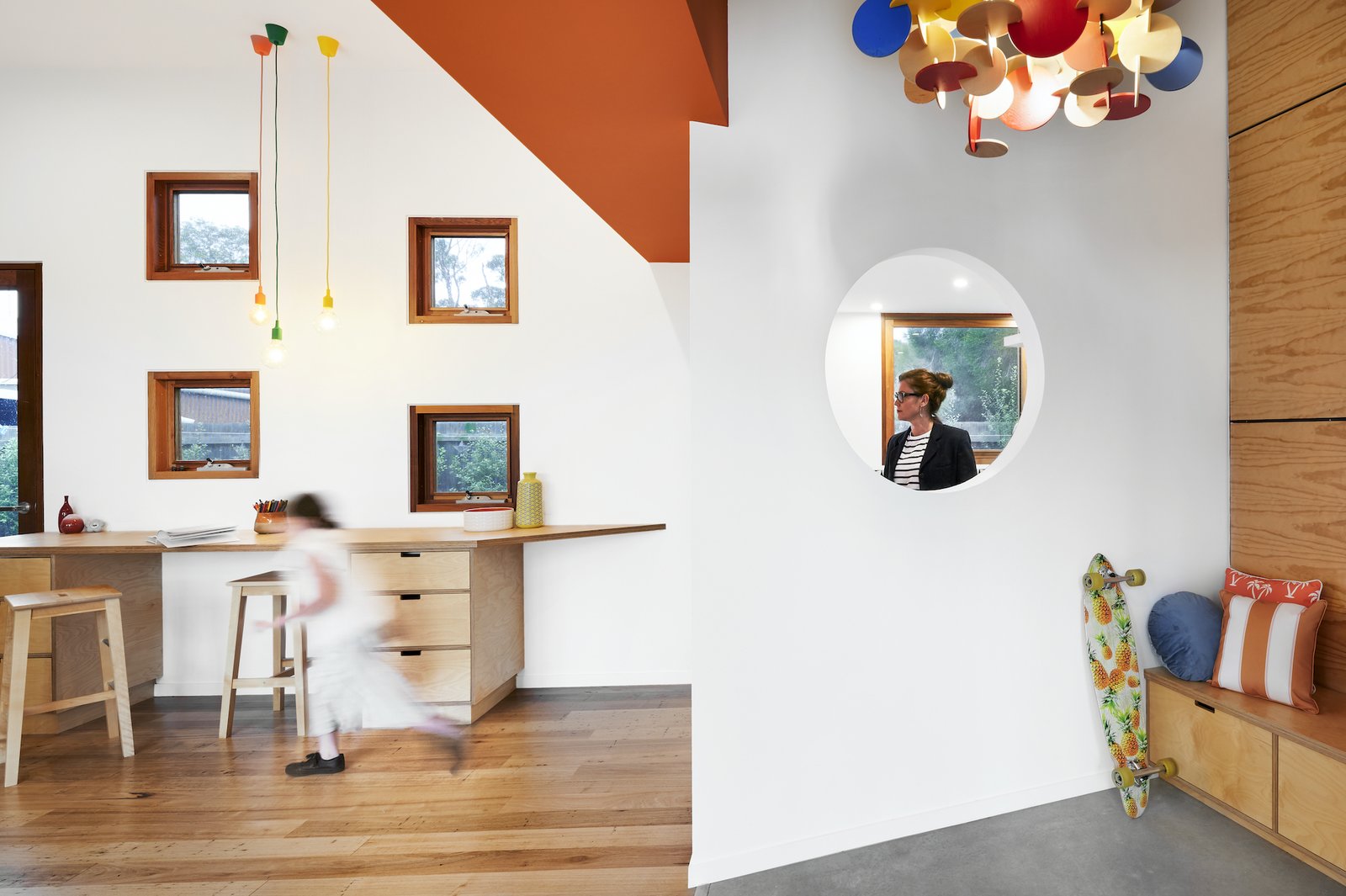 Photo 15 of 21 in 20 Eye-Catching Homes That Make Use of Circular ...