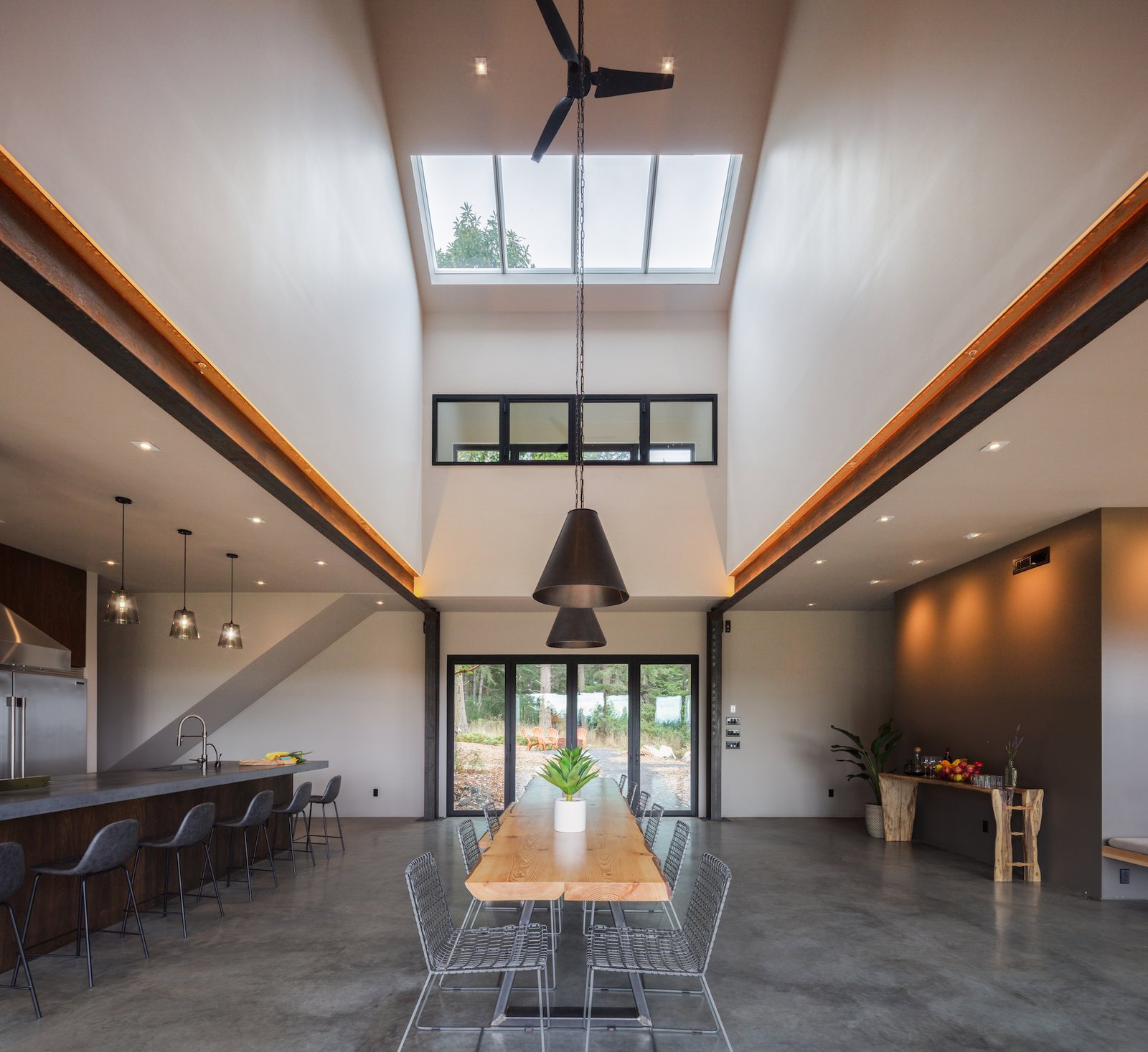 Photo 19 of 24 in An Outdoors-Loving Couple Build a Dreamy Retreat in a ...