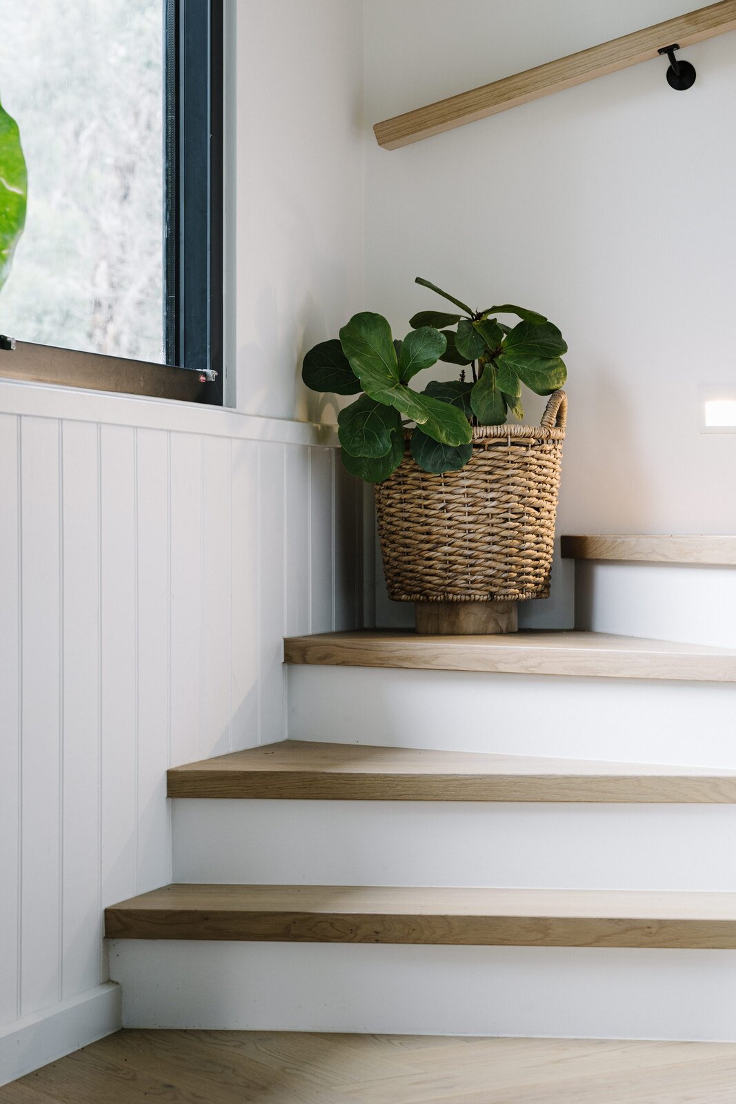 Wrap Around Stairs Wrap Around Stairs Photos & Ideas