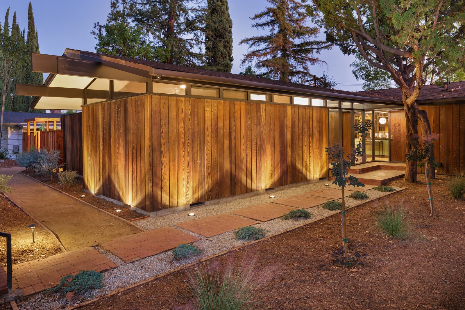 Photo 2 of 23 in A Glowing Midcentury by Jack Corey Asks $1.8 Million ...