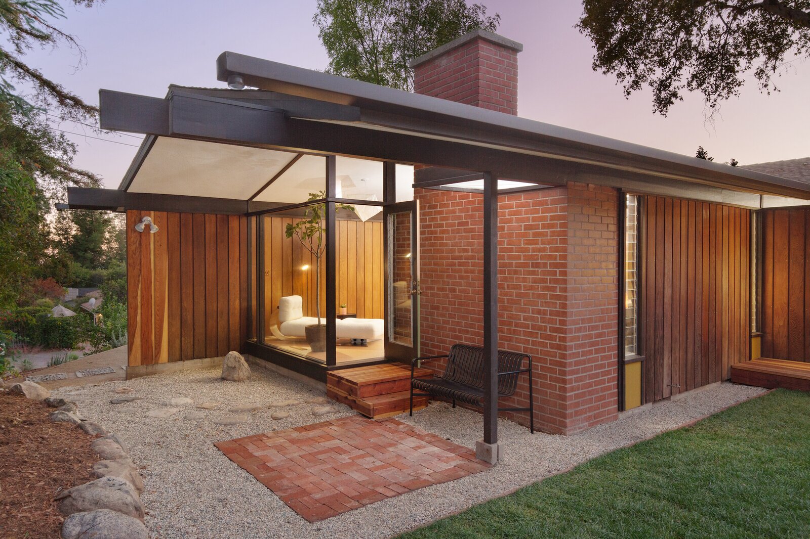 Photo 5 of 23 in A Glowing Midcentury by Jack Corey Asks $1.8 Million ...