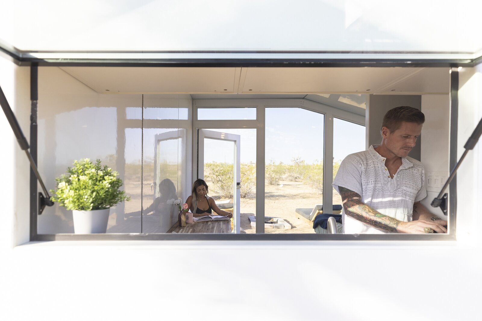 Photo 6 of 10 in A California Startup Rolls Out Flat-Pack Tiny Homes ...