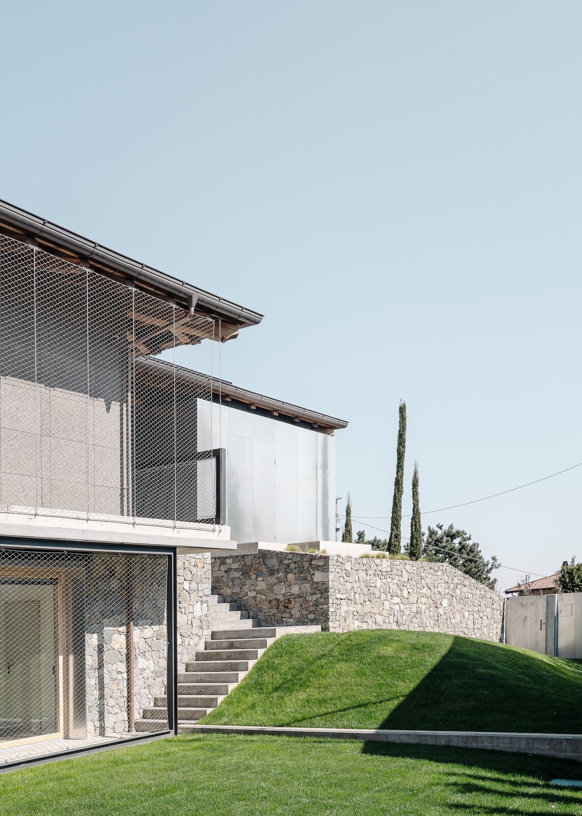 Photo 2 of 29 in 17 Projects That Use “Ugly” Materials in Beautiful ...