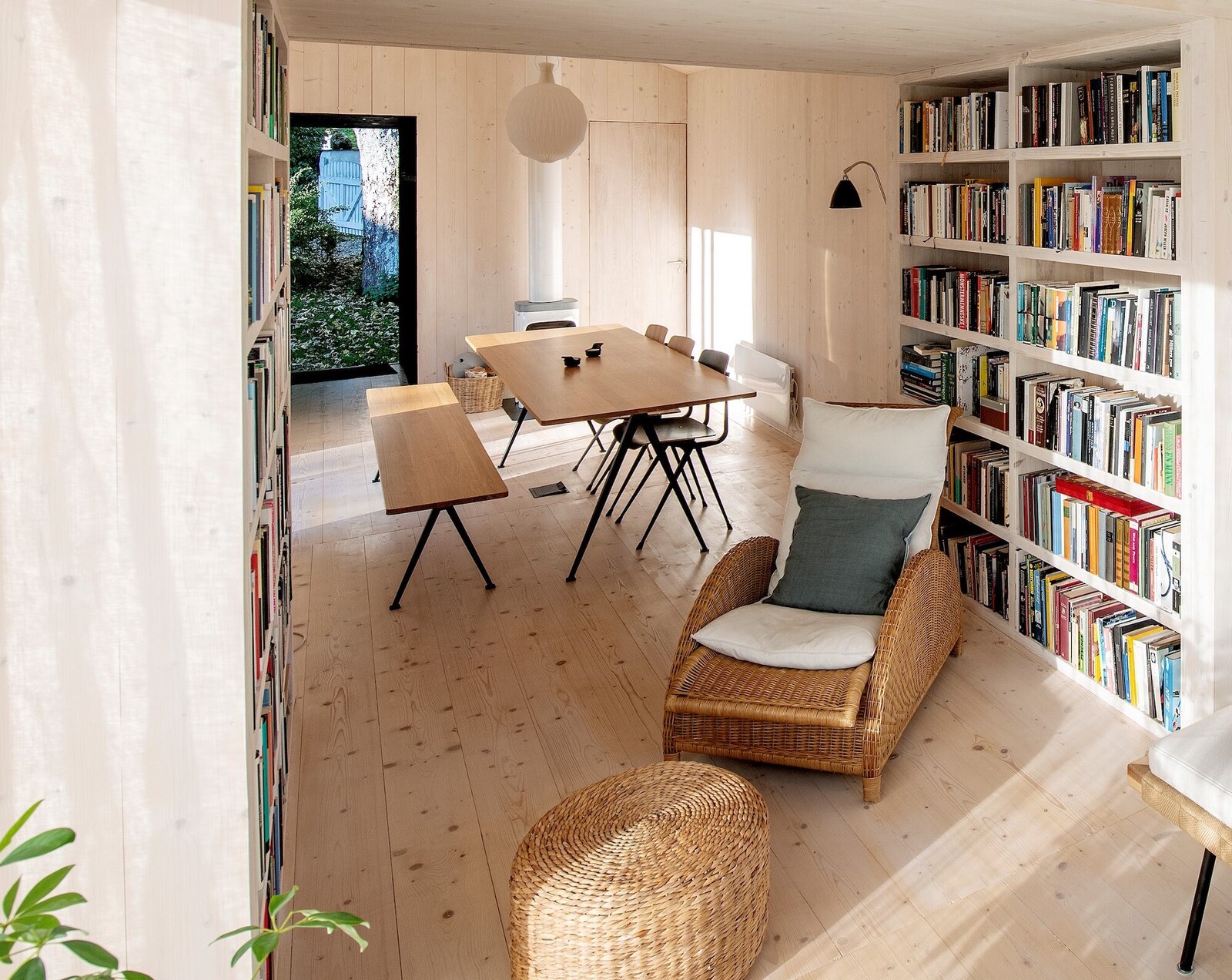 Photo 8 of 11 in Budget Breakdown: In Norway, a $91K Garden Studio ...