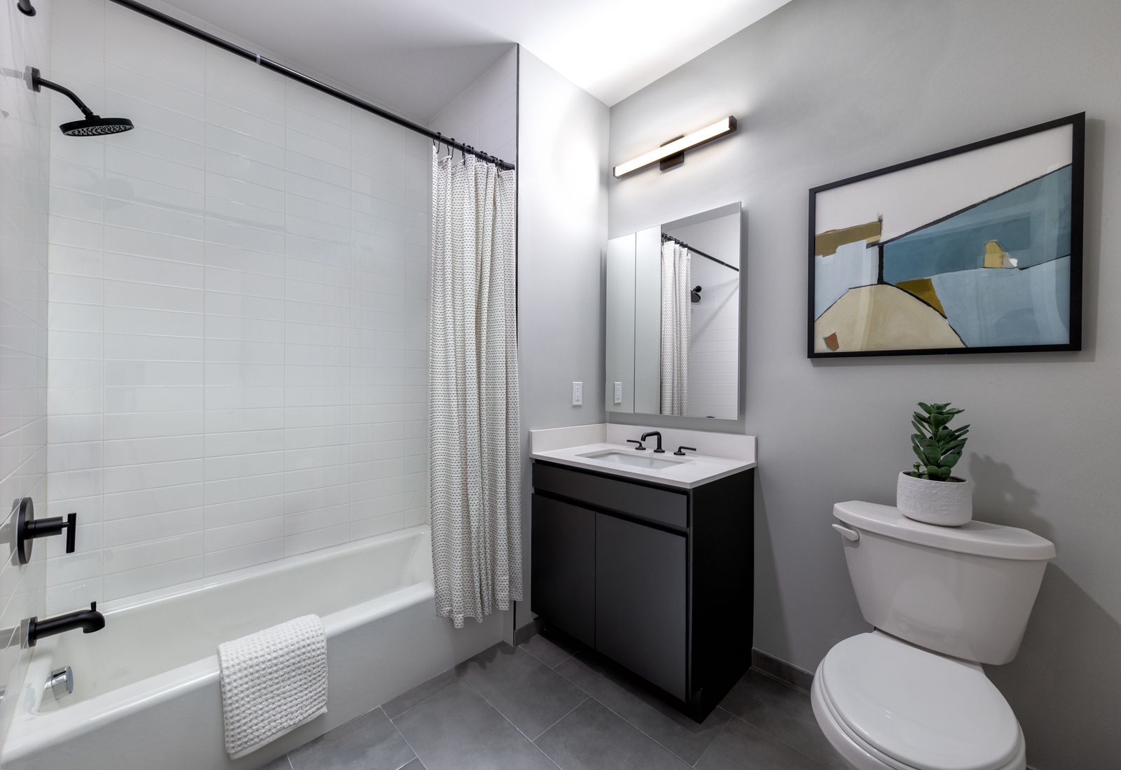 Photo 4 of 8 in The Ballantine by Robert Kelly - Dwell