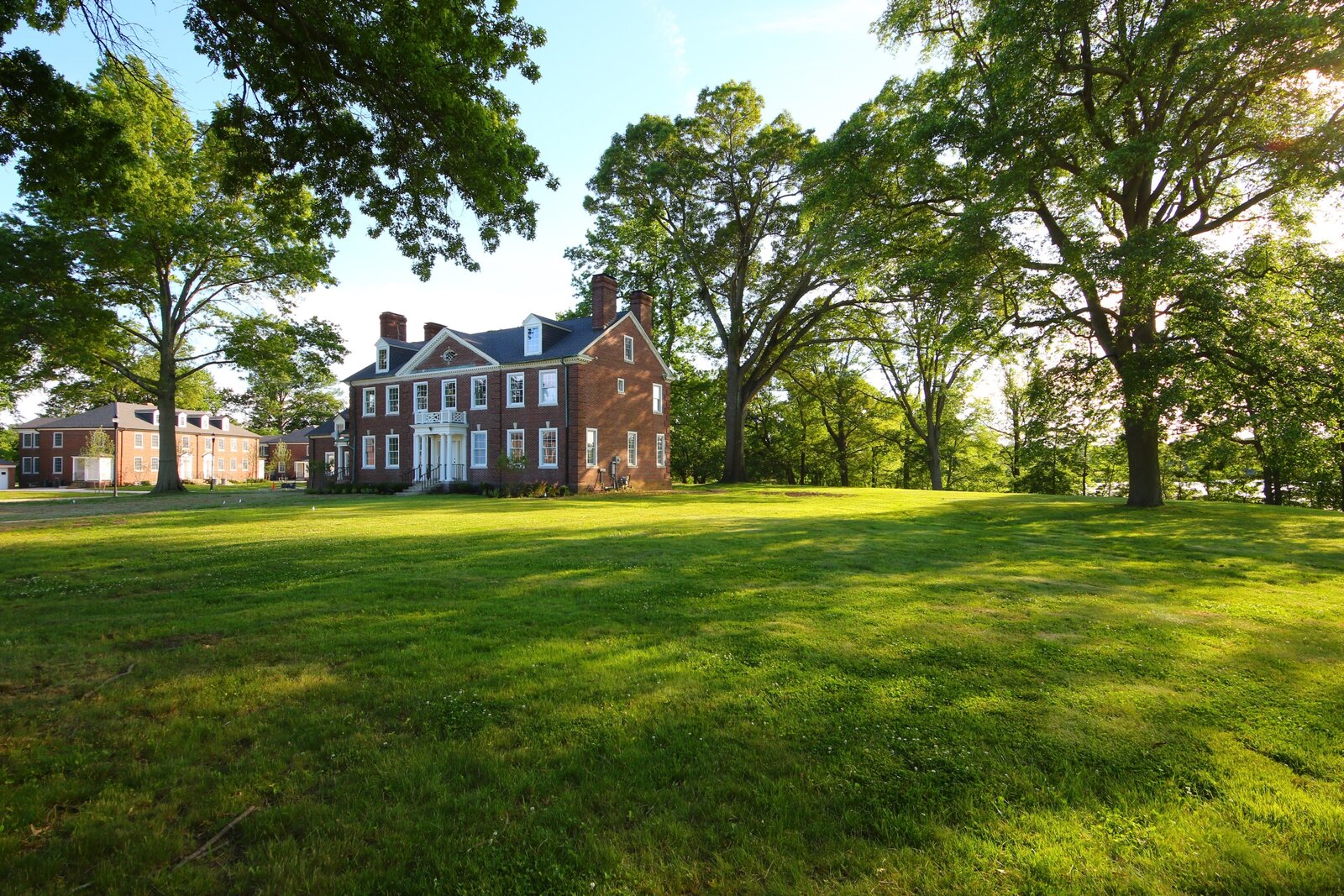 Photo 2 of 7 in General's House, East Gate by Robert Kelly - Dwell