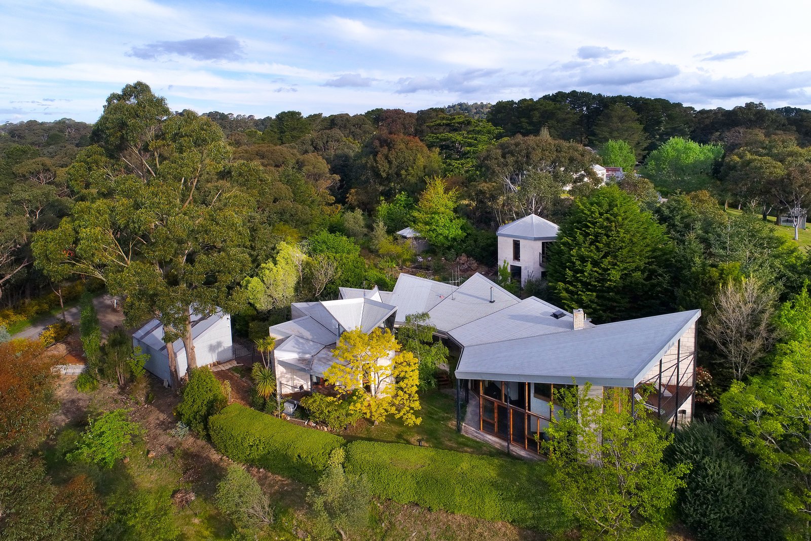 Helix House (6 Photos) - Dwell