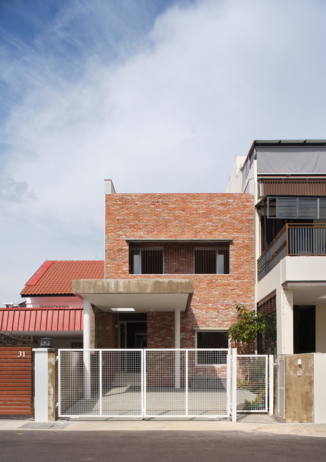 Photo 2 of 21 in A Central Courtyard Cools Off a Multigenerational Home ...