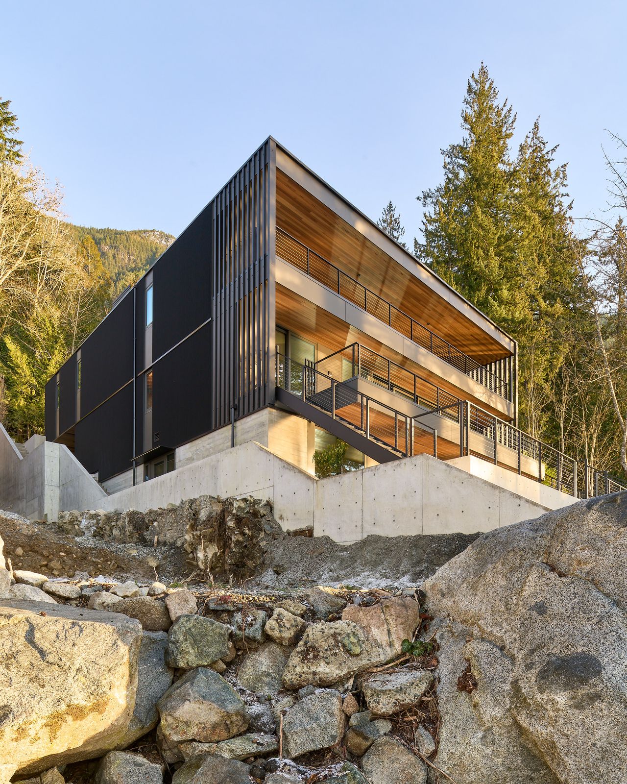 Photo 1 of 21 in Howe Sound House by W O V E N Architecture and Design ...