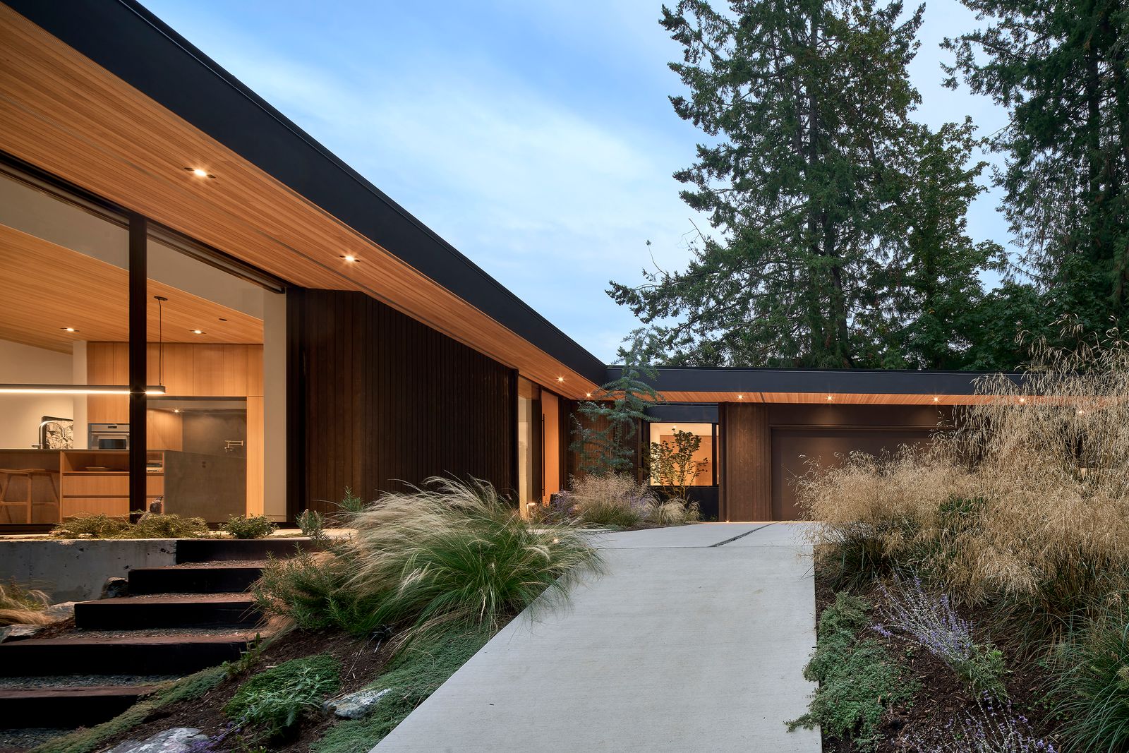 Photo 2 of 31 in Layer House by W O V E N Architecture and Design - Dwell