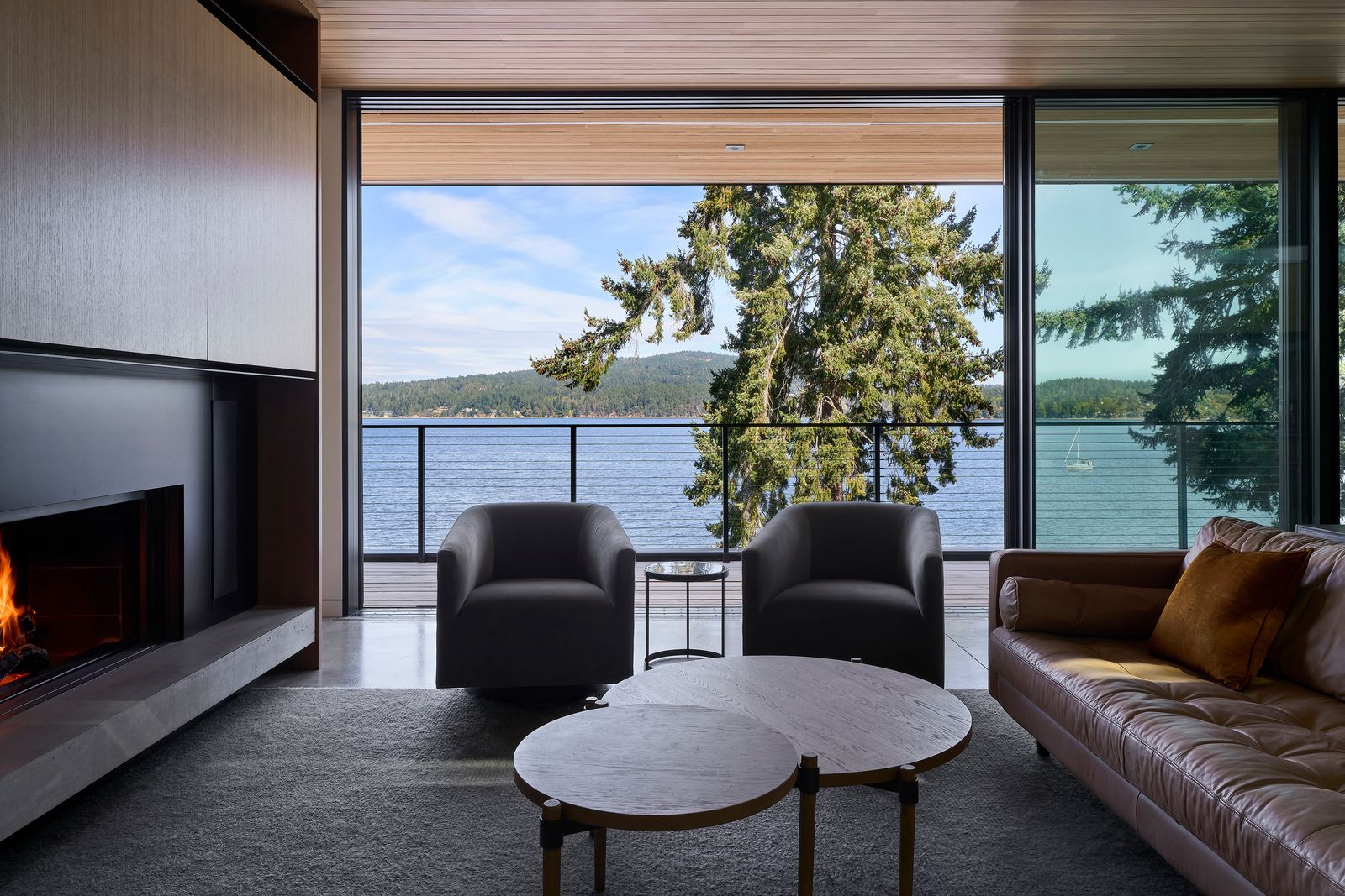 Photo 20 of 31 in Layer House by W O V E N Architecture and Design - Dwell