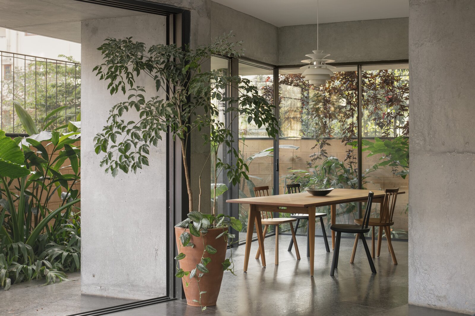 Photo 2 of 11 in This Leafy-Green Bangalore Home Is Made From ...