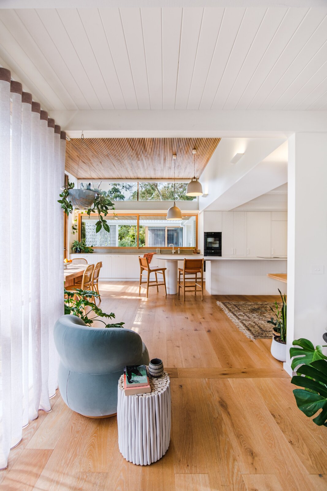 Photo 3 of 18 in Pop Top House by Nine Muses Design - Dwell