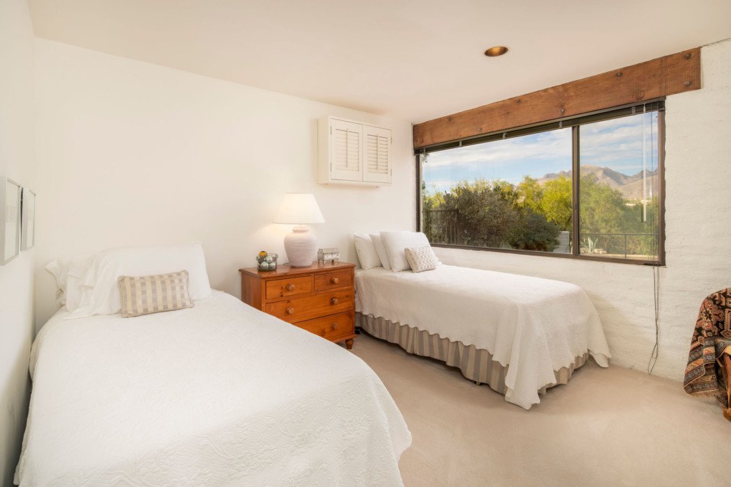 Photo 7 of 18 in The Ramada House by Judith Chafee, FAIA by Brittainy ...