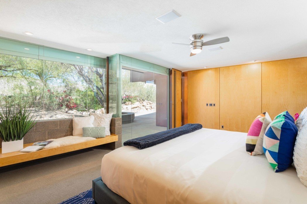 Photo 12 of 31 in The Theurer Residence by William P. Bruder, FAIA ...