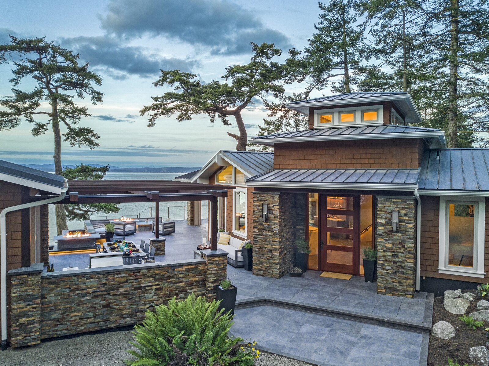 Photo 1 of 35 in The Fire + Water Infinity House by Architectural ...