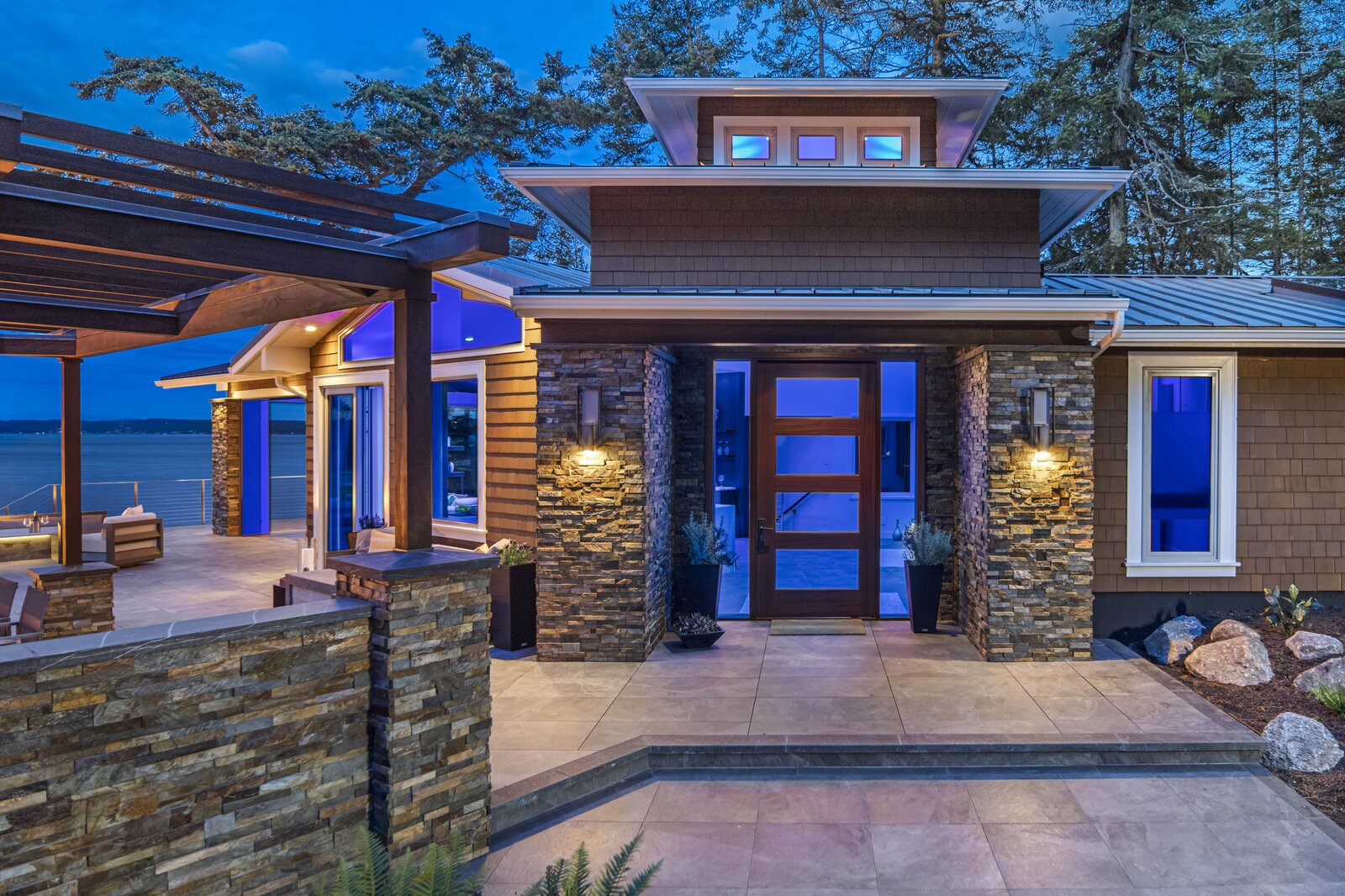 Photo 1 of 35 in The Fire + Water Infinity House by Architectural ...